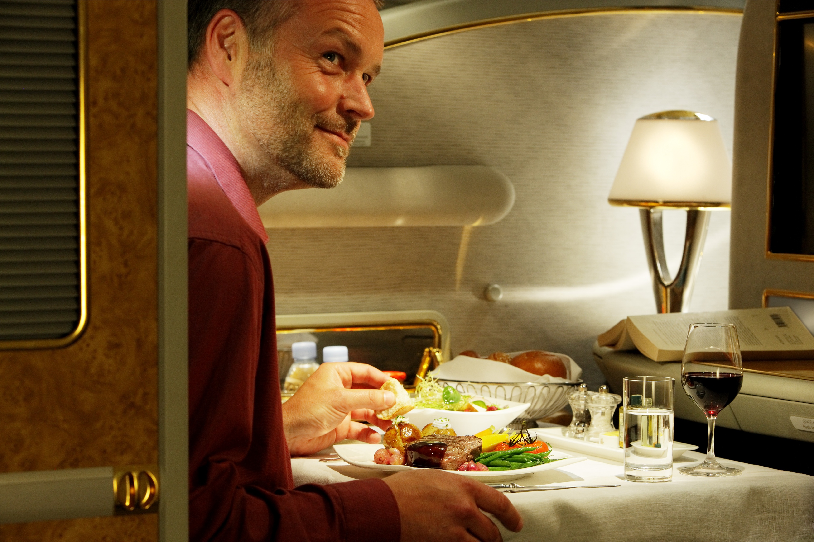 TheDesignAir –Emirates First Class dining