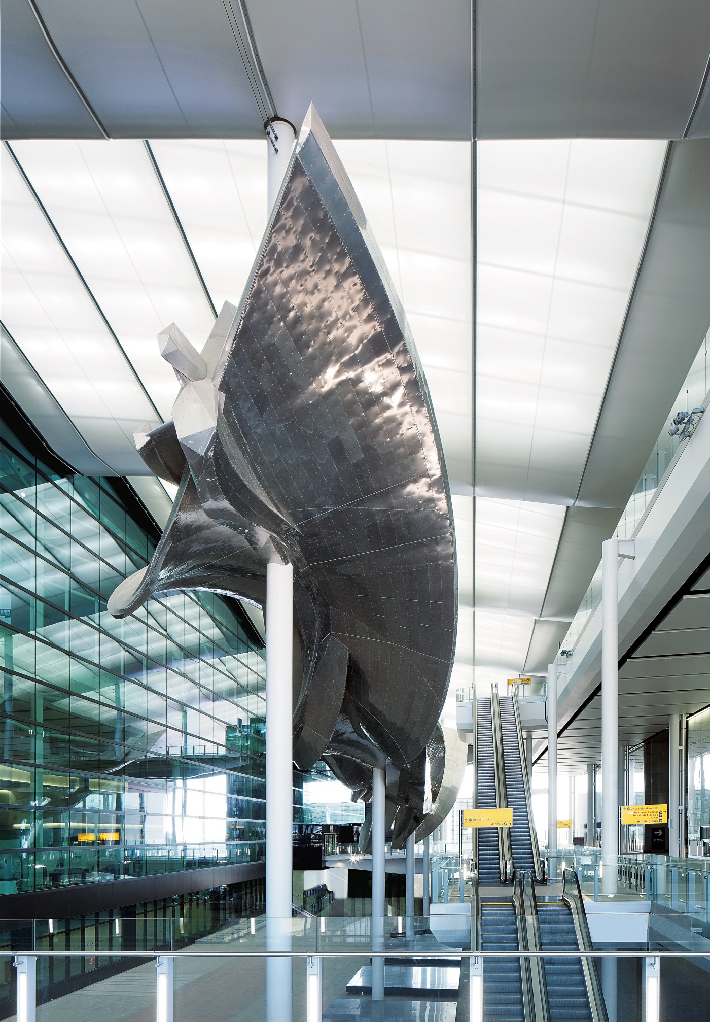 TheDesignAir –Heathrow’s Terminal 2’s Slipstream Is An Artistic Achievement