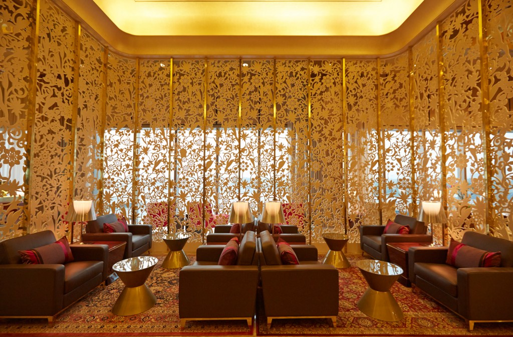 TheDesignAir –Taking A Look At Mumbai’s Beautiful T2 Lounge & Terminal