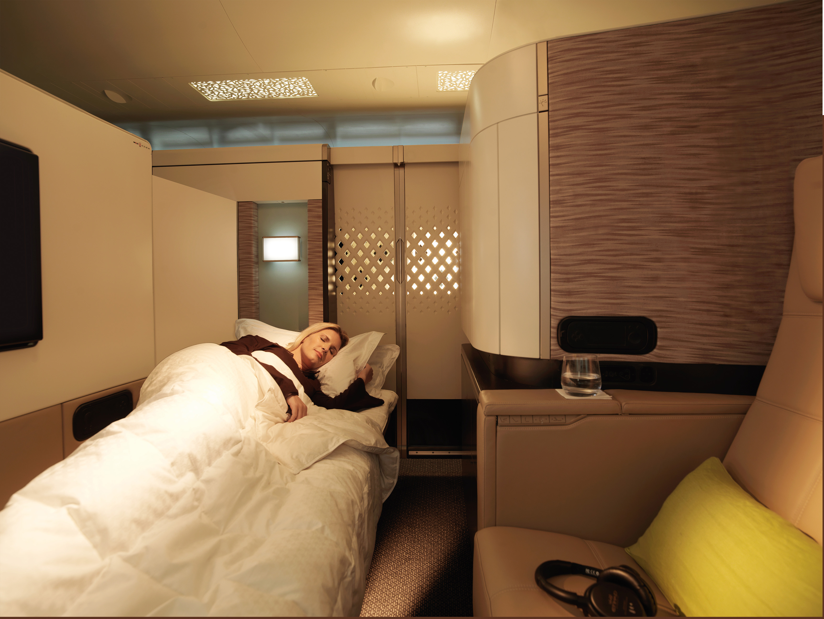 TheDesignAir –TheDesignAir’s Top 10 International First Classes 2016
