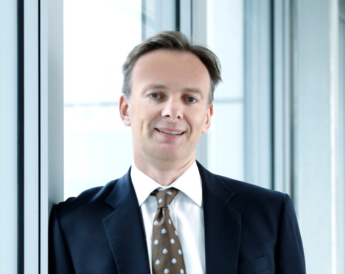 TheDesignAir –TheDesignAir Exclusive Interview With Cathay’s Toby Smith