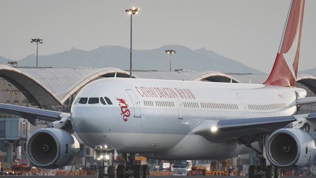 TheDesignAir –cathay-dragon-livery-1
