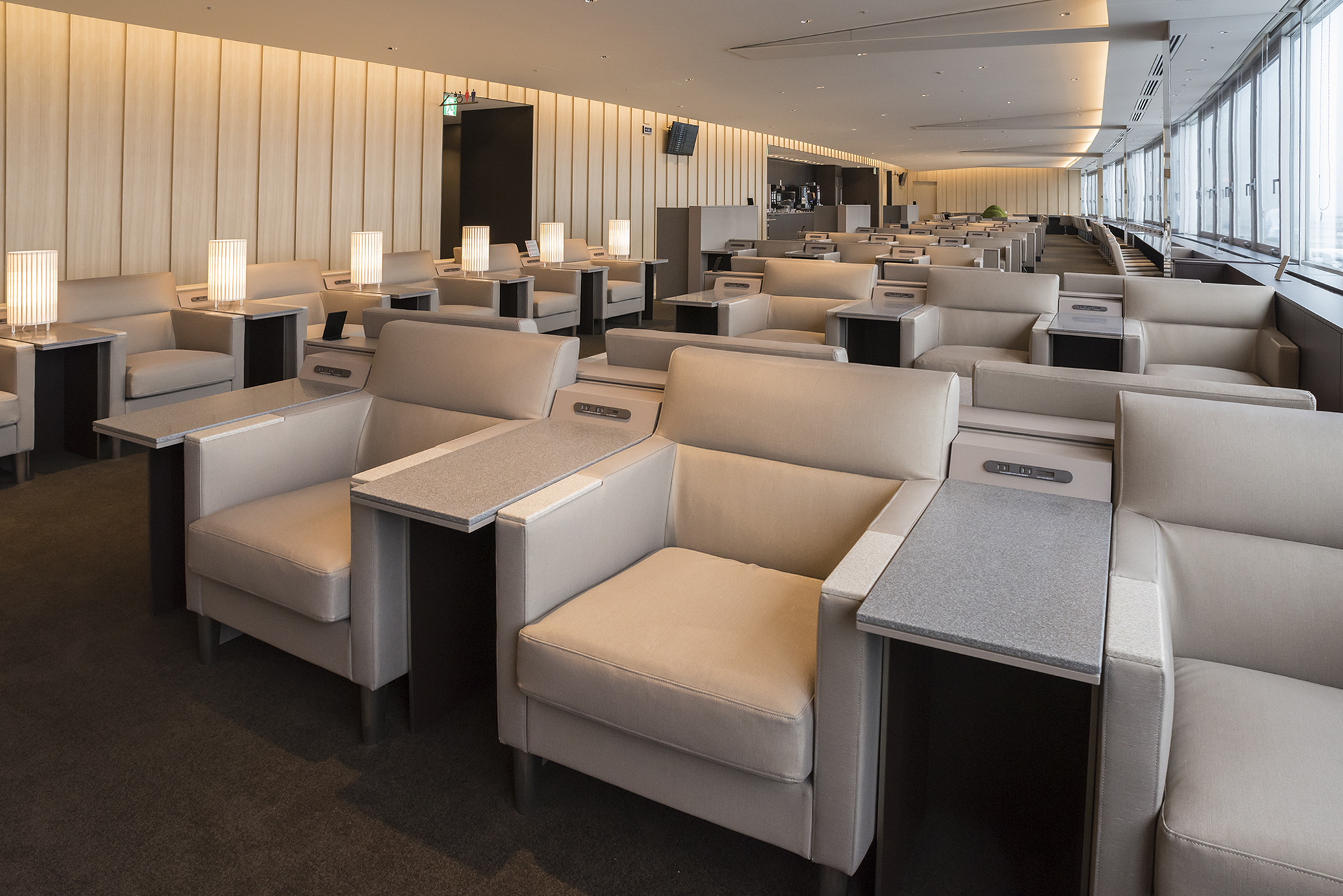 TheDesignAir –ANA Opens New Lounges In Sapporo