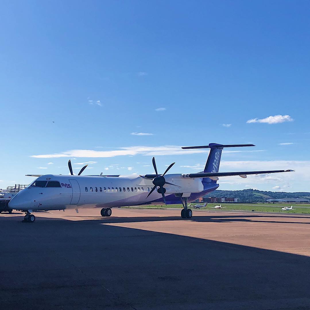 TheDesignAir –Flybe Launches Simplified Livery On Q400 Aircraft