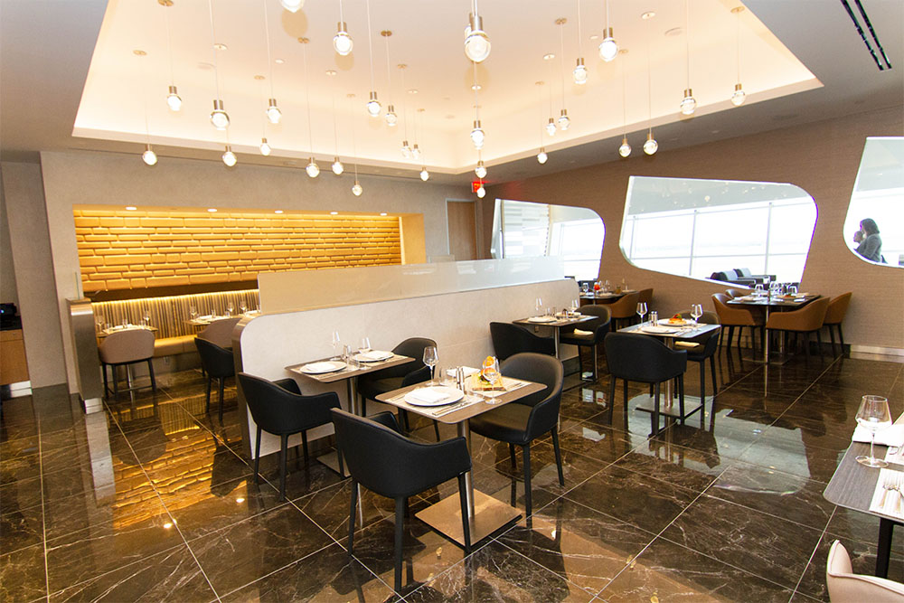 TheDesignAir –American Opens Flagship Lounge In Dallas Fort Worth ...