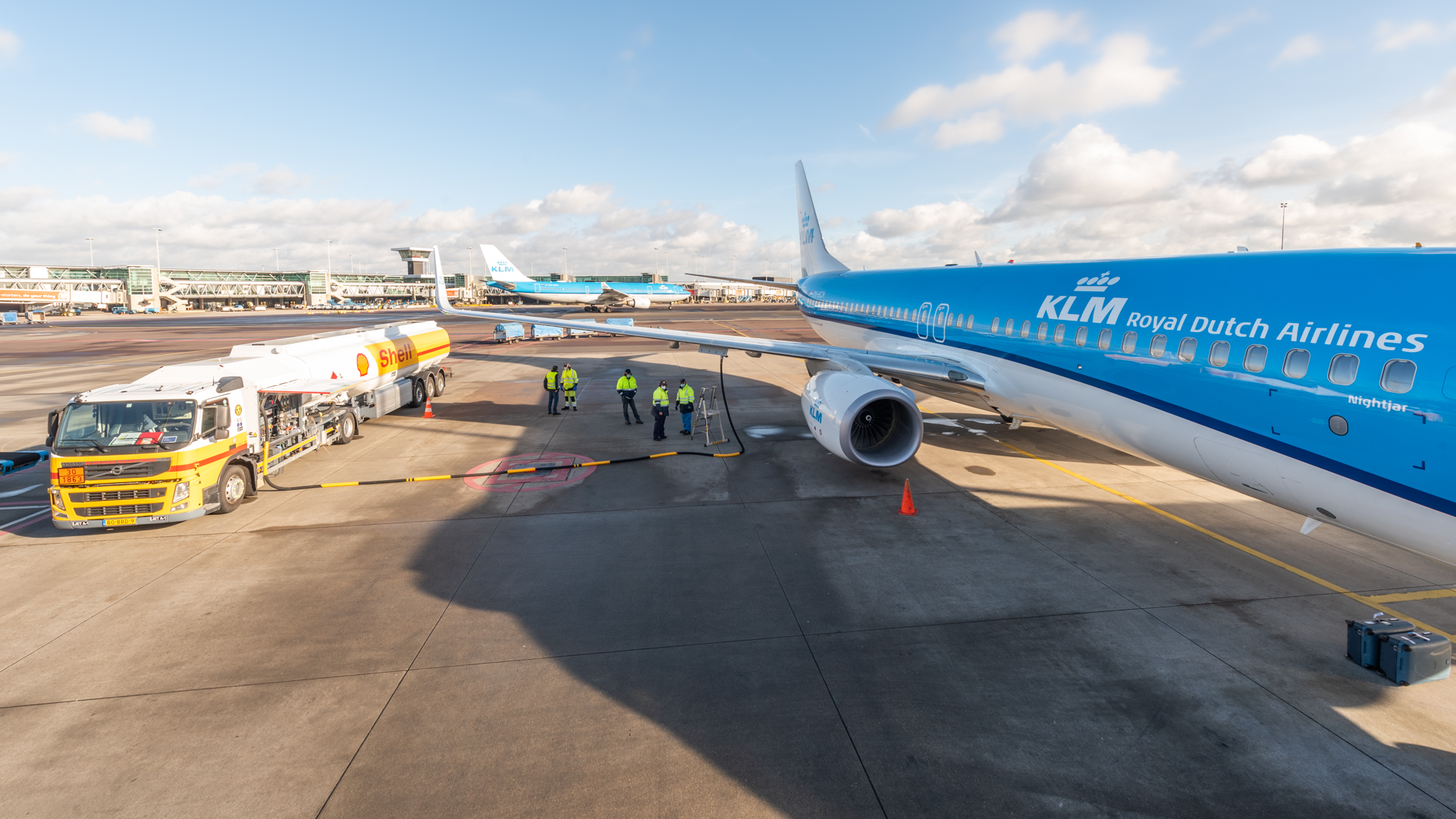 TheDesignAir –Why so blue? The dominance of the colour in the industry