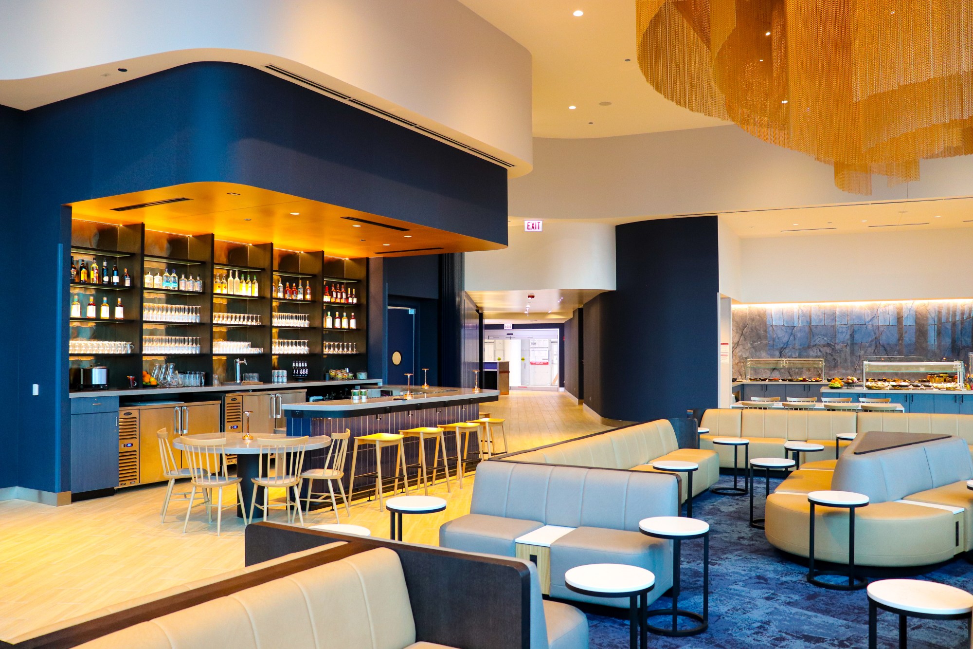 TheDesignAir –LOT opens its doors to its latest lounge in Chicago T5 ...